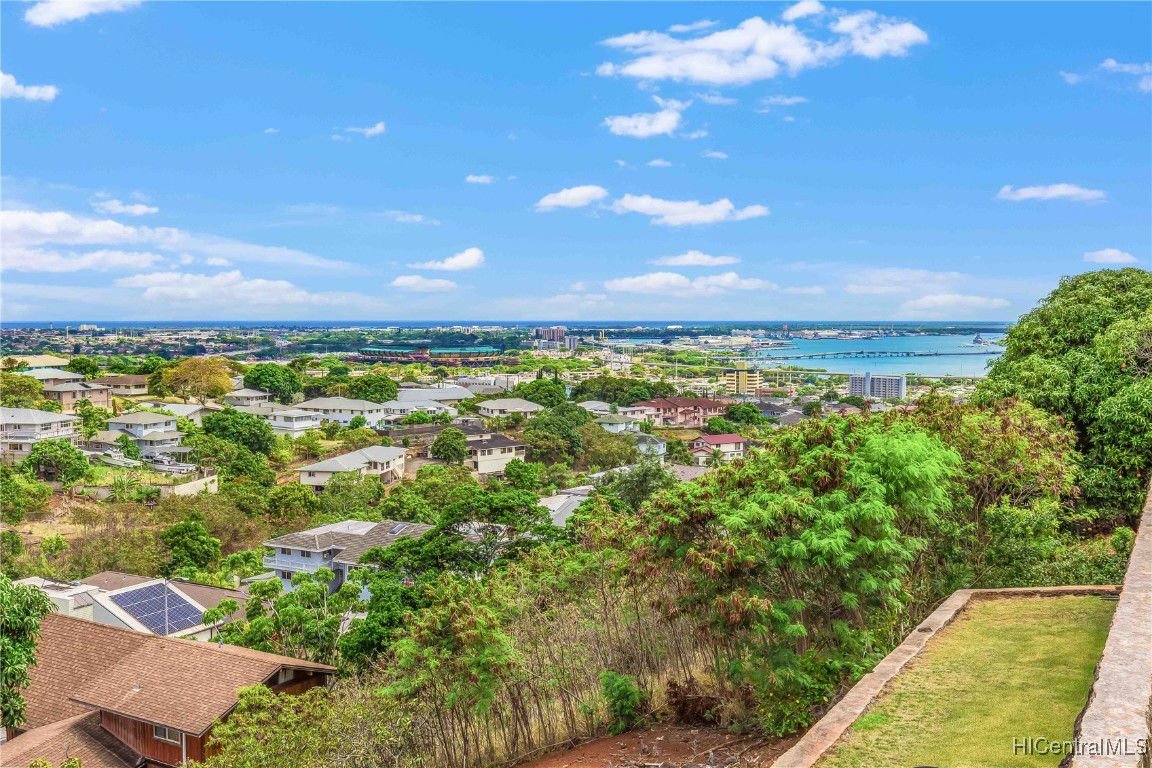 98-963 Iliee Street, Aiea, 96701