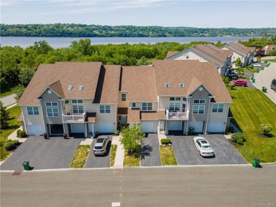 Overlook Pointe Homes for Sale in Fishkill NY | Real Estate Hudson Valley